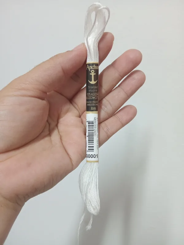 Hilo para bordar Anchor – Blanco 00001 – madeja – Sofia del Mar Tejidos ...